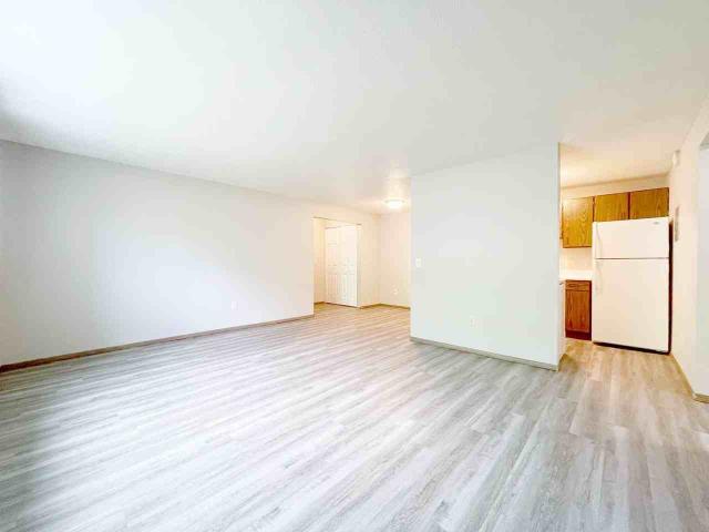 Brooklyn Heights Studio Apartment for Rent at 411 8th St Sw, Minot, ND 58701