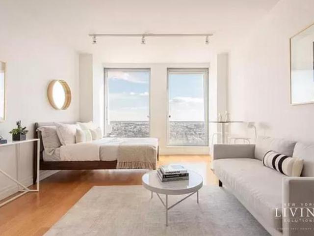 BROOKLYN NY 11249 70460702