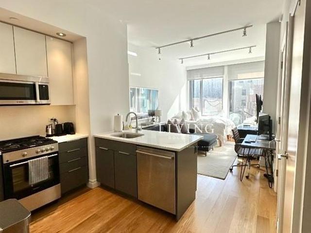 Brooklyn NY 11211 74954051