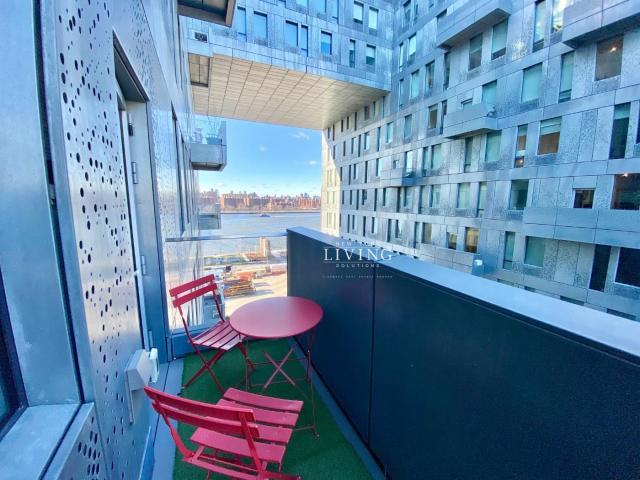 Brooklyn NY 11211 LS42800861