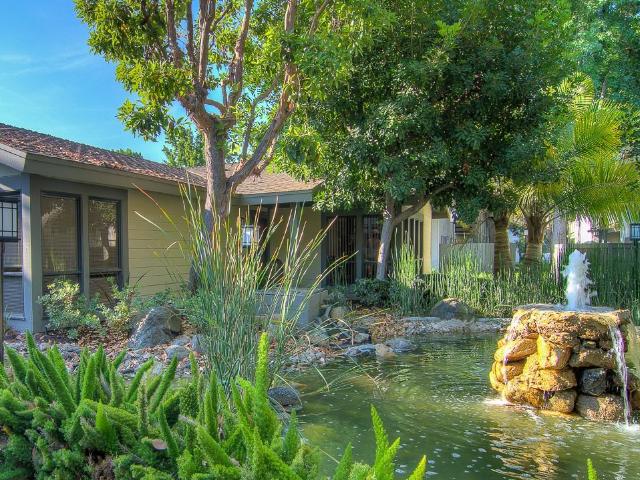 Brooklake 2 Bedroom Apartment for Rent at 1401 S Harbor Blvd, La Habra, CA 90631