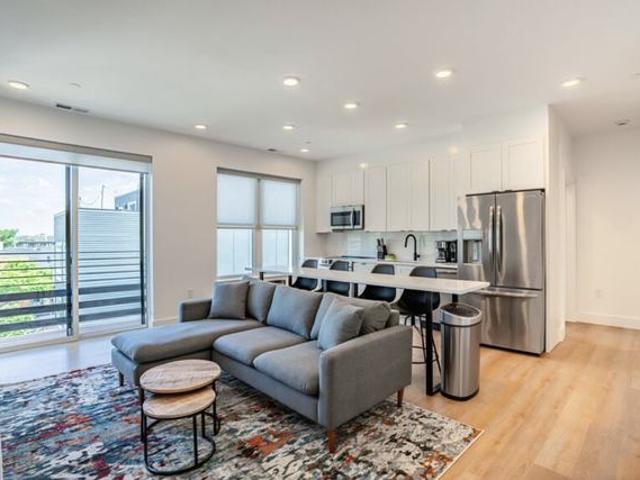 Brookland DC | Furnished Bedroom | Private Offsuit