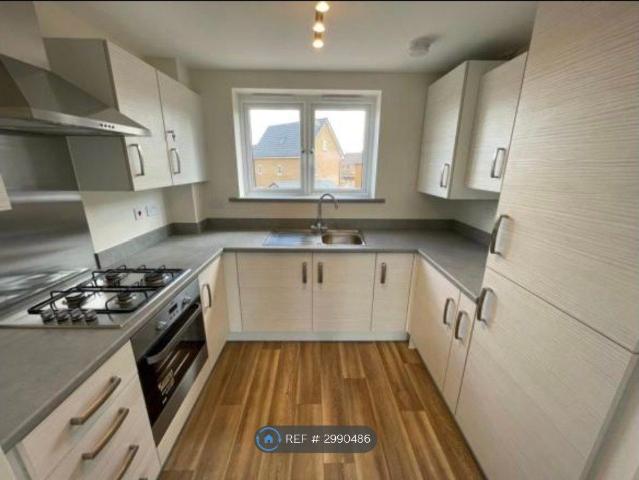 Brooklands, Milton Keynes MK10, 2 bed flat to rent, £1,500 pcm | PrimeLocation