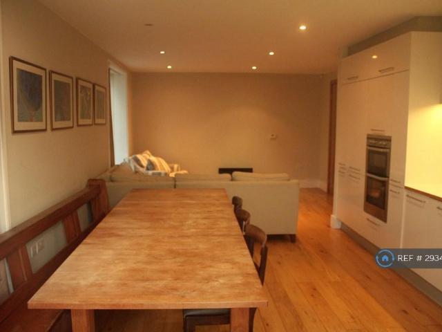 Brooklands Avenue, Cambridge, CB2 2 bed flat to rent £2,500 pcm £577 pw