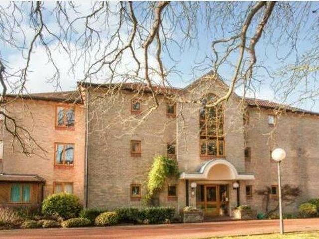 Brooklands Court, Brooklands Avenue, 2 Bedroom Flat