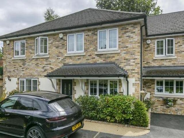 Brooklands Lane, Weybridge, 3 Bedroom Semi detached