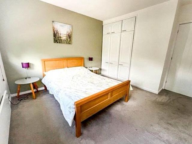 Brooklands Road, Sale M33, 2 bedroom flat to rent 69909070 | PrimeLocation