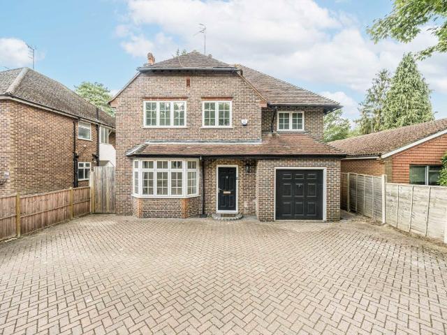 Brooklands Road, Weybridge KT13, 4 bed detached house to rent, £3,750 pcm | PrimeLocation