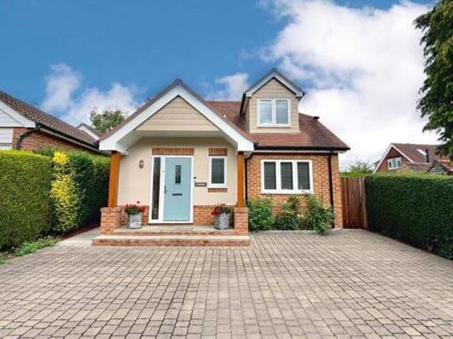 Brooklands Way, Farnham, 3 Bedroom Detached
