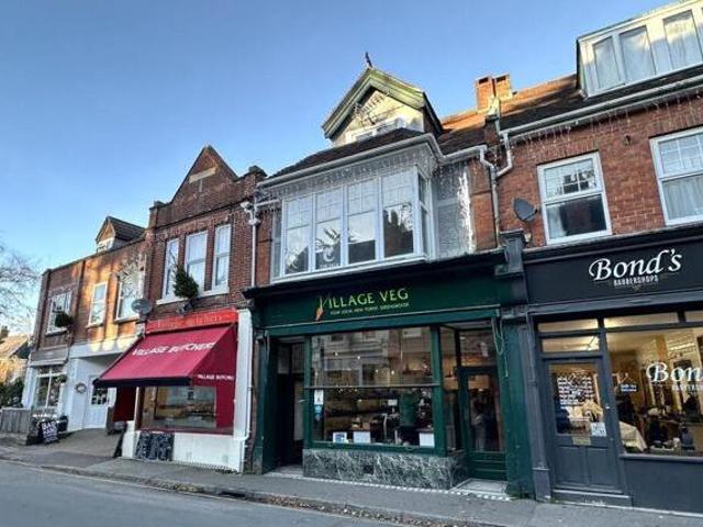 Brookley Road, Brockenhurst, 3 Bedroom Maisonette