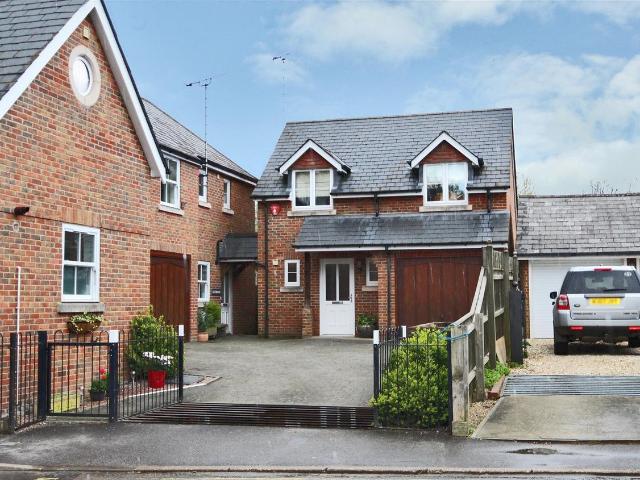 Brookley Road, Brockenhurst SO42, 2 bed detached house to rent, £1,800 pcm | PrimeLocation