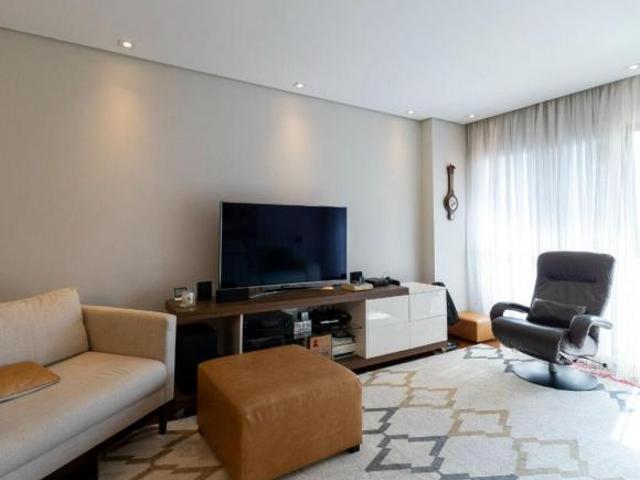 Brooklin, 3 Quartos, 1 Suíte, 4 Banheiros, 2 Vagas, 180m² à Venda R$ 1.690.000,00
