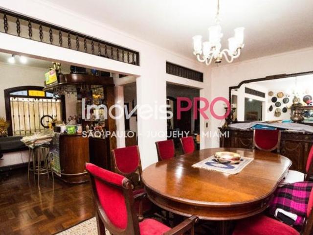 Brooklin Velho, Casa sobrado com 4 suites, 4 vagas, 550AU