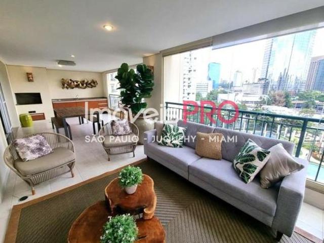 Brooklin condomínio Clube 205 m2 4 suítes 4 vagas Varanda Gourmet