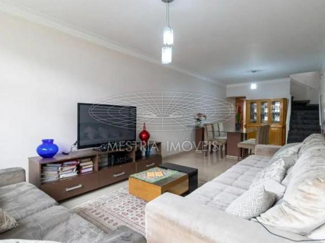 Brooklin | Excelente casa com 142 m² | 2 vagas e localização perfeita !