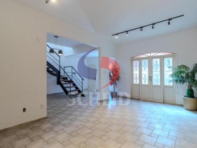Brooklin Novo com 3 quartos, sendo 2 suítes, 263m² e 03 vagas de garagem
