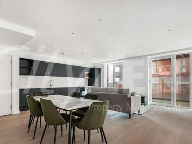 Brookline Building, Fulton Road, 3 Bedroom Flat