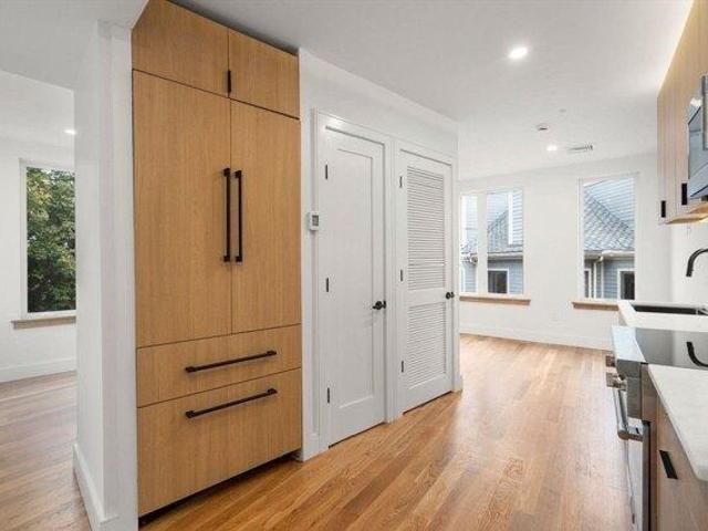 Brookline MA 02445 105117656
