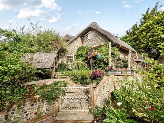 Brookpit Cottage, Brookpit Lane, Climping, Littlehampton BN17, 4 bed detached house to rent, £3,500 pcm | PrimeLocation