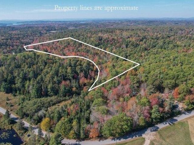 Brooksville ME 04617 104830808