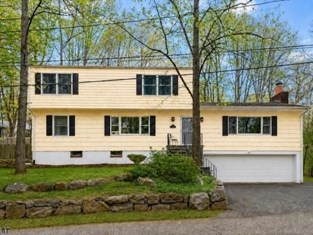 Brooksyde Ave, Ringwood, Home For Sale