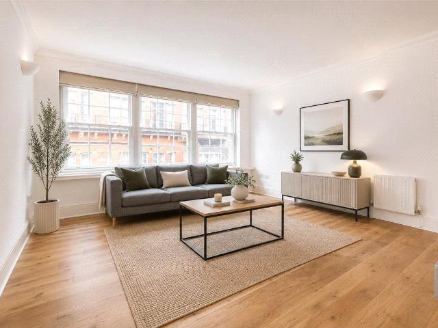 Brooks Mews, Mayfair, London W1K, 1 bed flat to rent, £3,000 pcm | PrimeLocation
