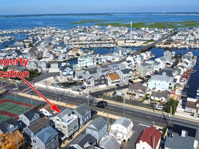 Brooks Rd, Lavallette, Home For Sale