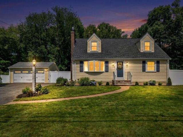 Brooksbie Rd, Bedford, Home For Sale