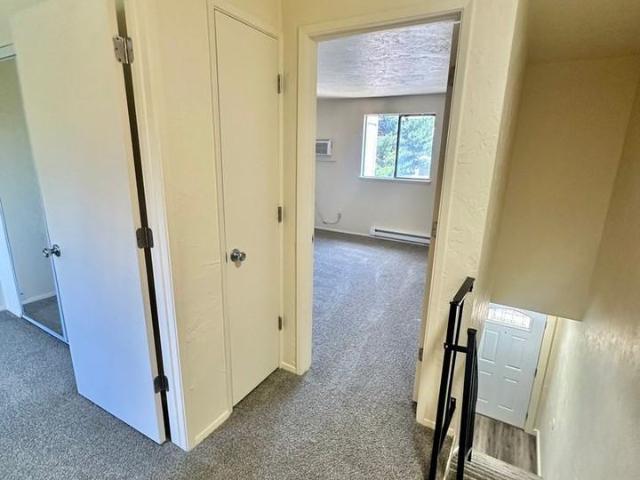 Brookshore Apartments 2 Bedroom Apartment for Rent at 1539 15th Ave Se, Albany, OR 97322