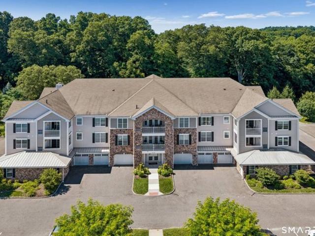Brookside Ct Unit,newtown, Condo For Sale