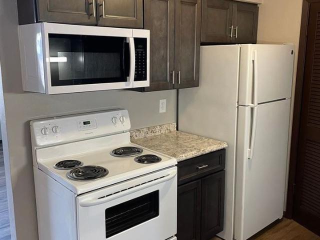 Brookside Apartments 1 Bedroom Apartment for Rent at 219 Freedom Dr, Belleville, IL 62226 Belleville