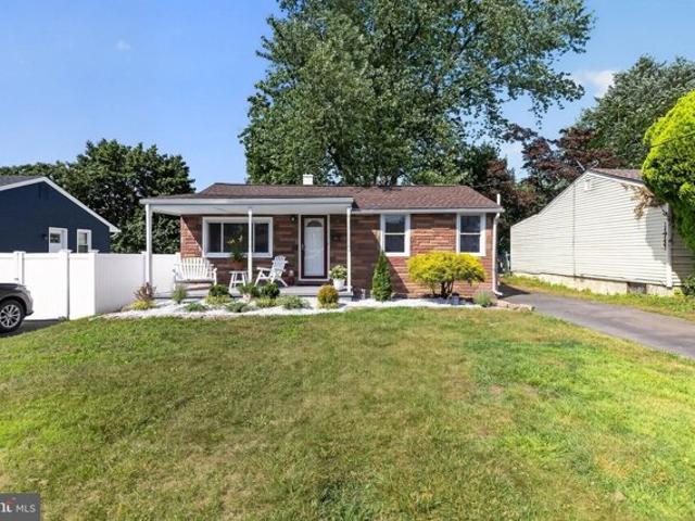 Brookside Ave, Ewing, Home For Sale