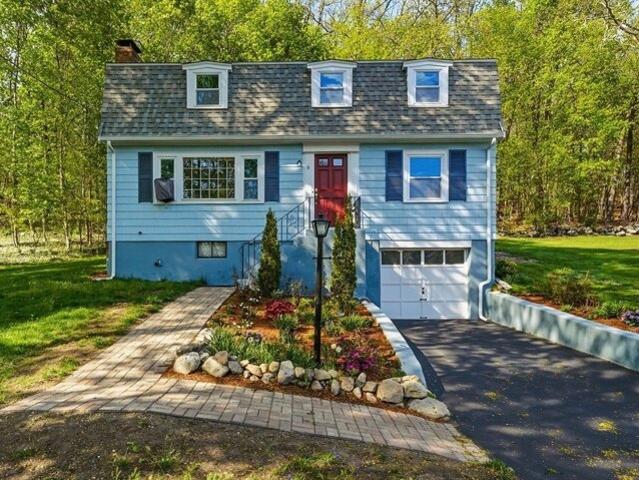 Brookside Ave, Lexington, Home For Sale