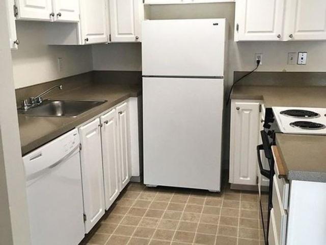 Brookside Estates 2 Bedroom Apartment for Rent at 6750 Sw Scholls Ferry Rd, Raleigh Hills, OR 97008 Raleigh Hills