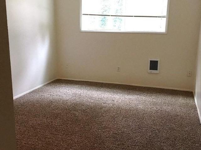 Brookside Estates 3 Bedroom Apartment for Rent at 6750 Sw Scholls Ferry Rd, Raleigh Hills, OR 97008 Raleigh Hills