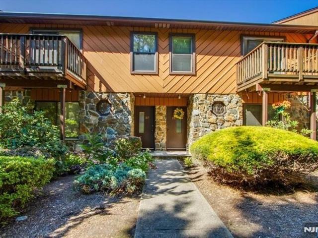 Brookside Hts Unit,wanaque, Home For Sale