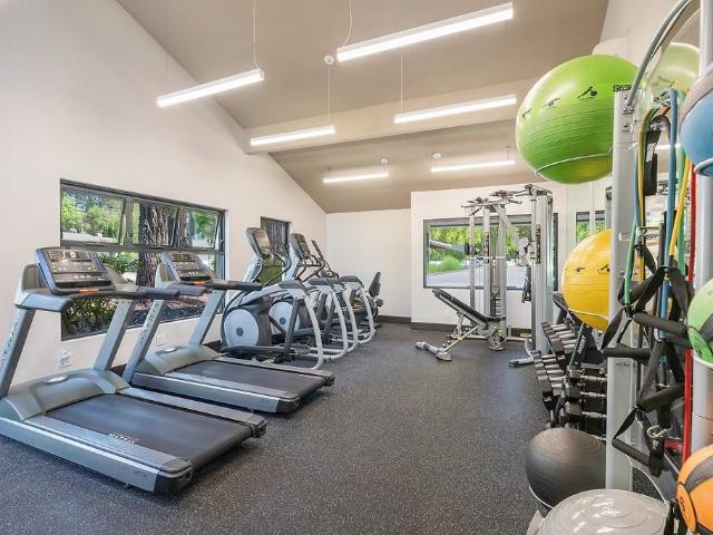 Brookside Oaks 1 Bedroom Apartment for Rent at 1651 Belleville Way, Los Altos, CA 94087 South Los Altos
