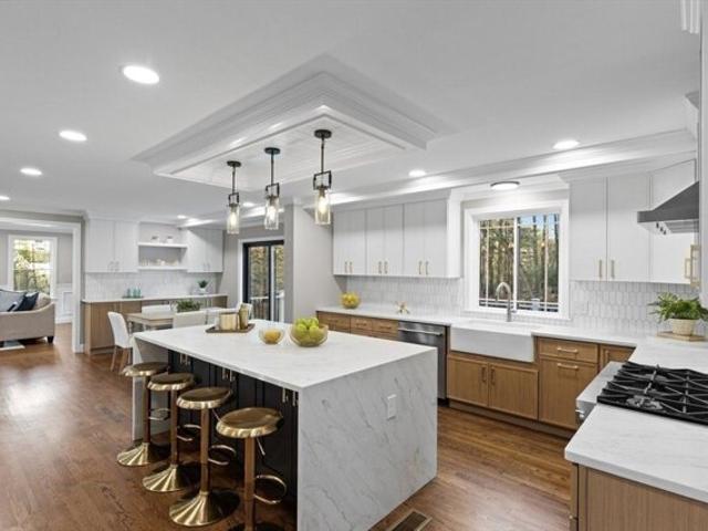 Brookside Ln, Norfolk, Home For Sale