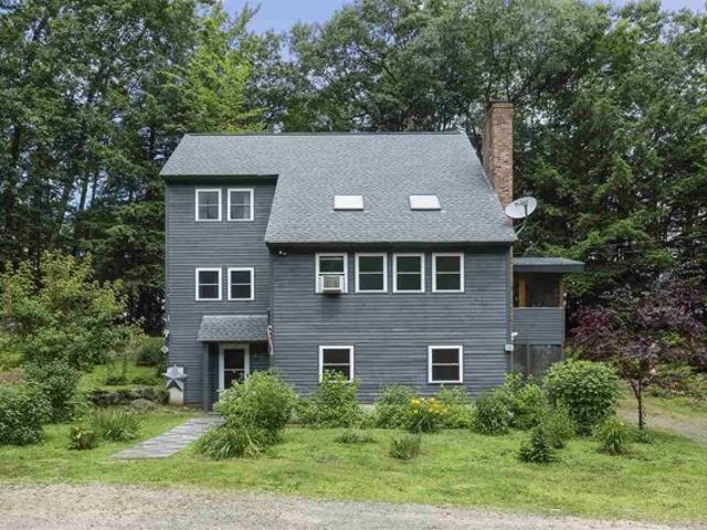 Brookside Rd, Newbury, Home For Sale