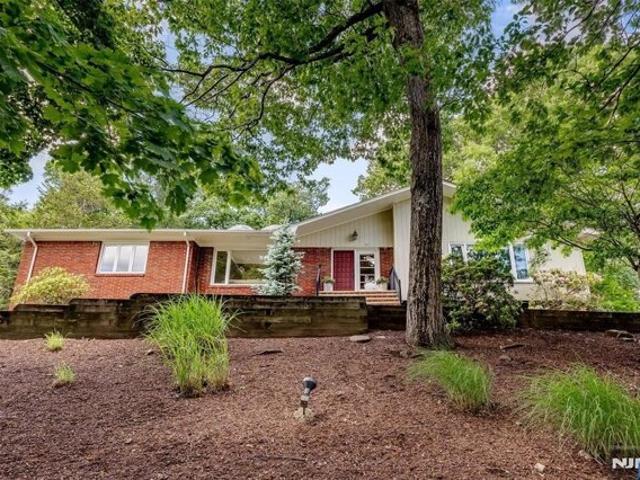 Brookside Ter, Caldwell, Home For Sale