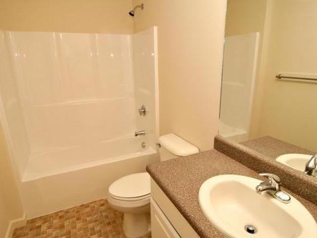Brookside Village Apartments 3 Bedroom Apartment for Rent at 3212 Brookside Dr, Traverse City, MI 49686
