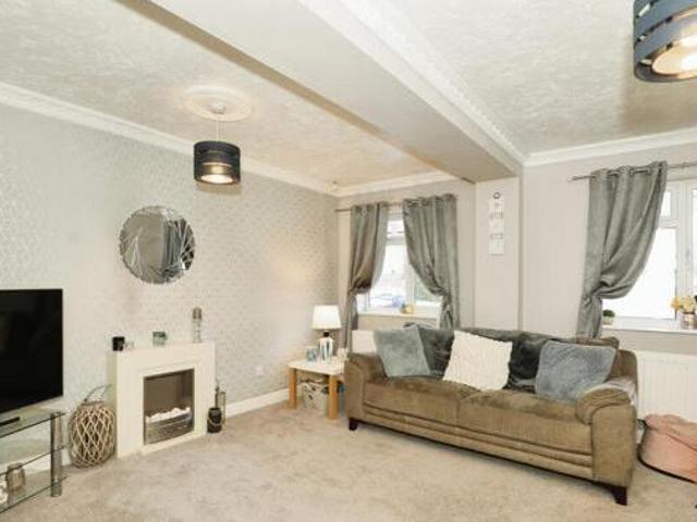 Brookview Drive, Stoke on trent, 4 Bedroom Semi detached