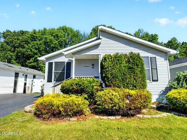 Brookview Ln, Manalapan, Home For Sale