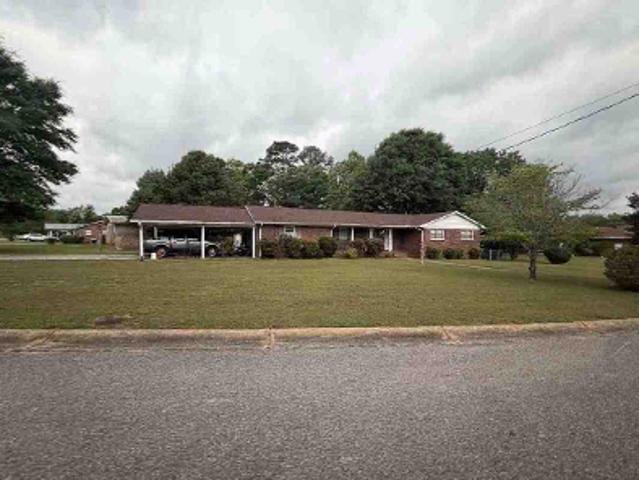 Brookwood Dr