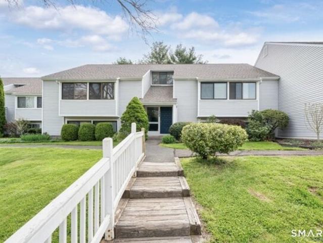 Brookwood Dr, Rocky Hill, Condo For Sale