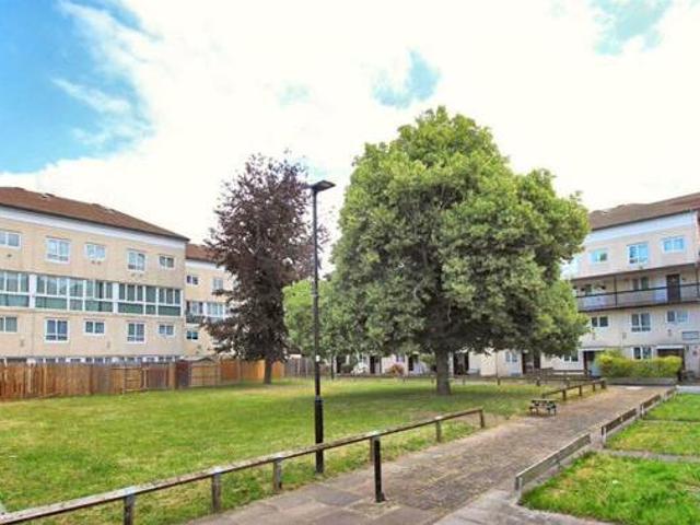 Brookwood Road, Hounslow, 2 Bedroom Apartment