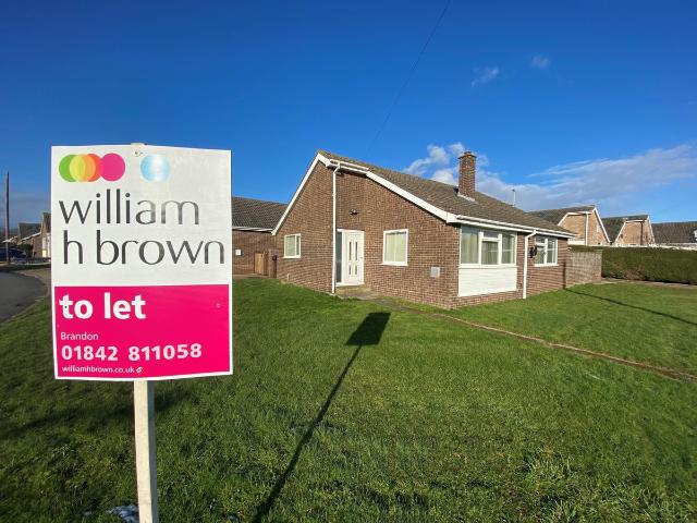 Broom Road Close, Lakenheath, Brandon IP27, 3 bed bungalow to rent, £1,350 pcm | PrimeLocation