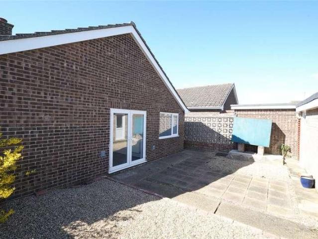 Broom Road Close, Lakenheath, Brandon, Suffolk, IP27