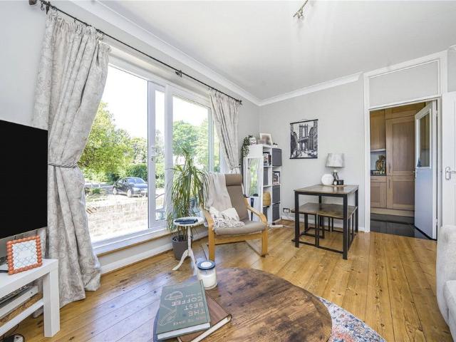 Broom Road, Teddington, TW11