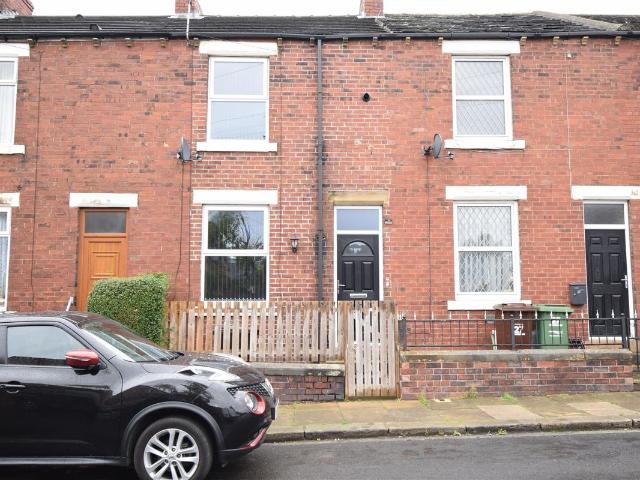 Broomcroft Road, Ossett WF5, 2 bed terraced house to rent, £845 pcm | PrimeLocation